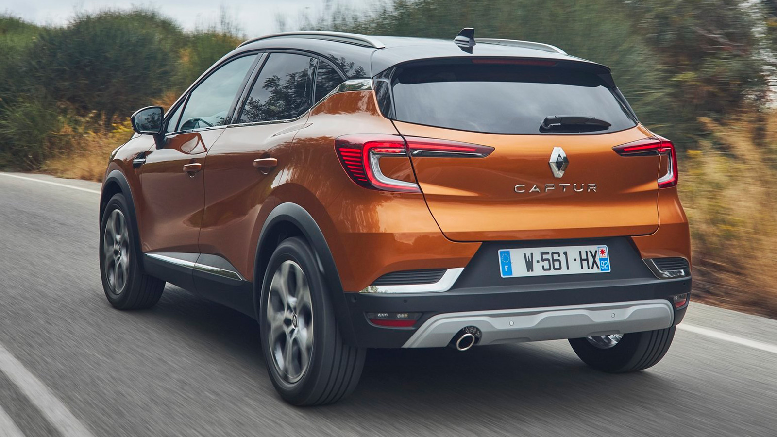 Comparativa entre Renault Captur vs Toyota Yaris Cross | carwow | Carwow